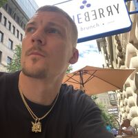 Chess player rubenbommelin (Ruben from Stockholm, Sweden) - GameKnot
